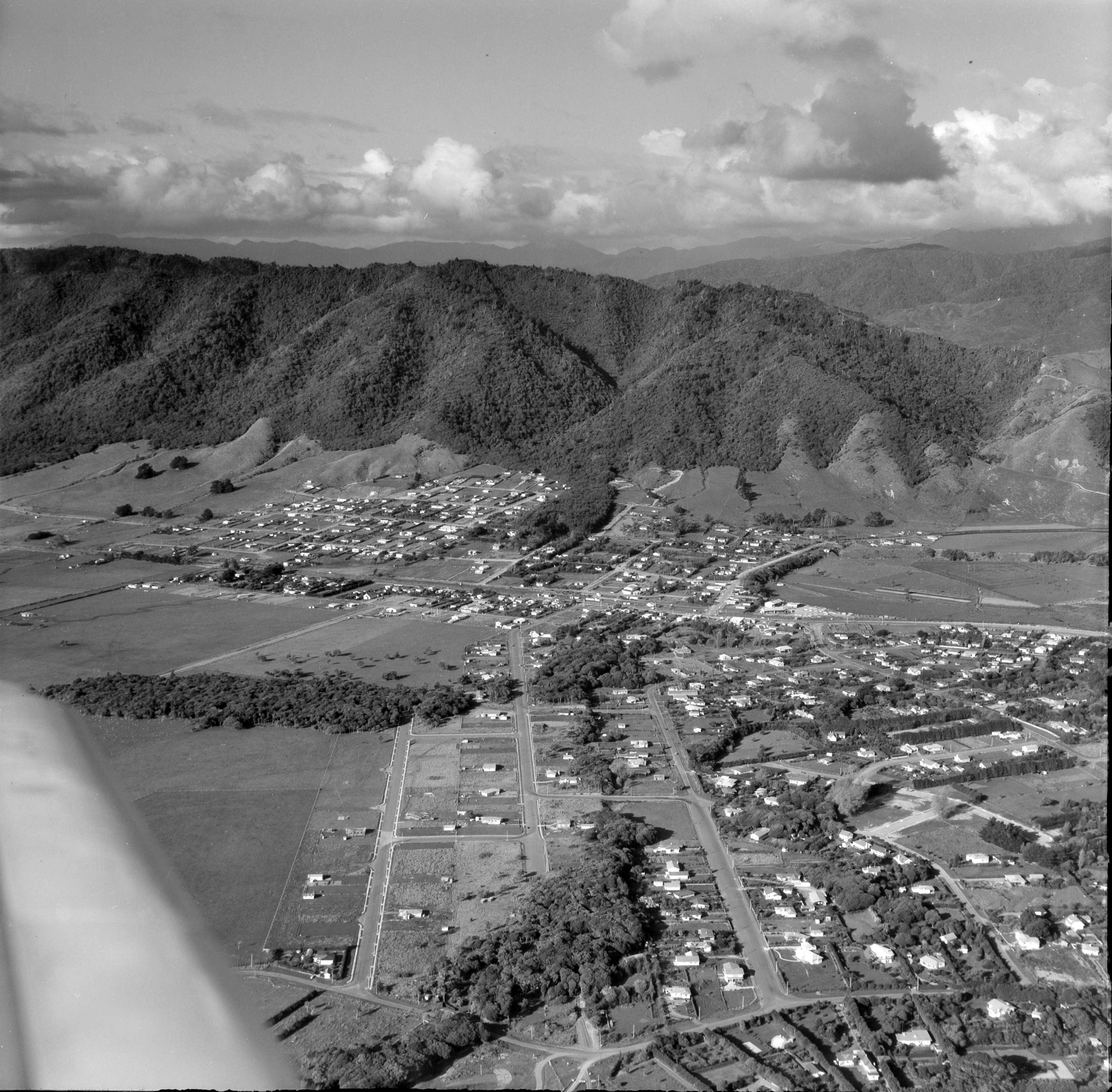 Waikanae from the air back in 1965 | Waikanae Watch