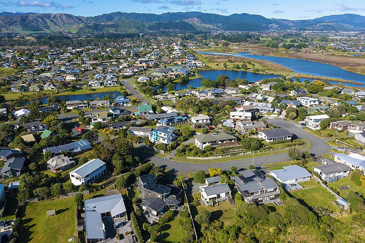 Waikanae south west looking east | Waikanae Watch