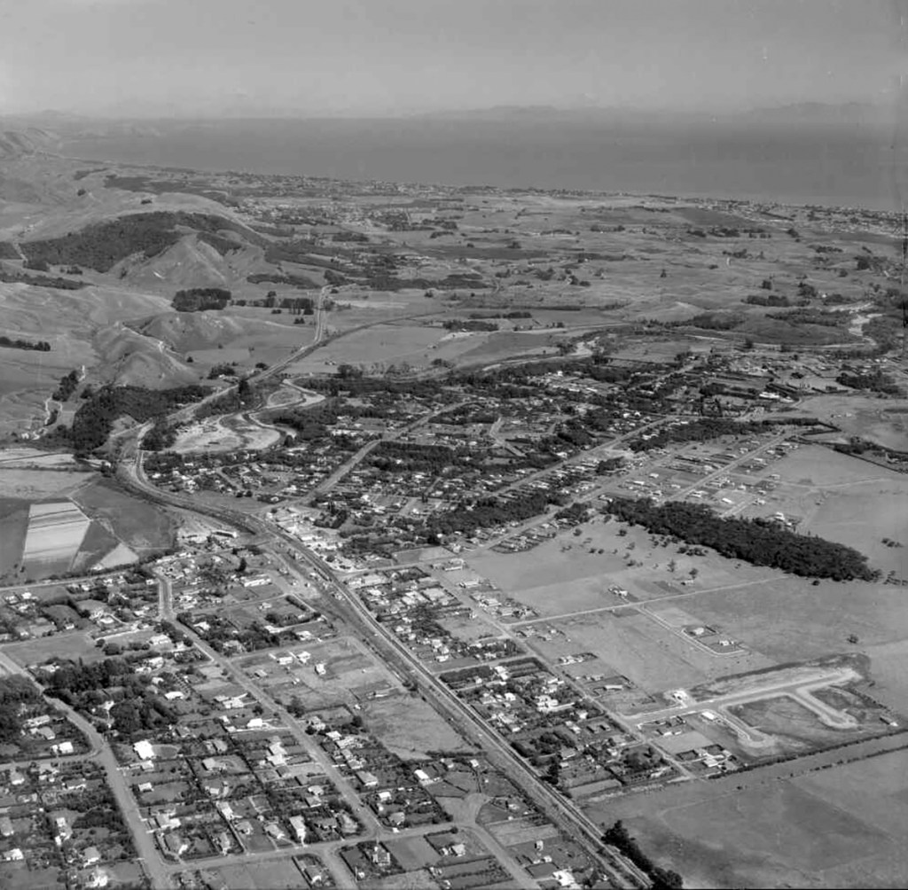 above Waikanae looking southwest, 1969 | Waikanae Watch
