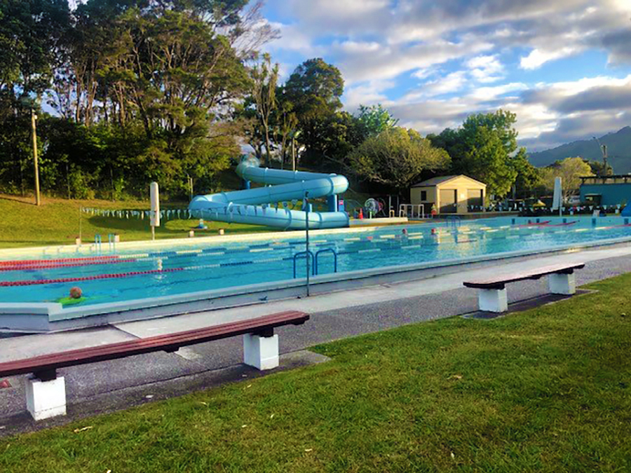 early morning at the Waikanae Park Pool | Waikanae Watch