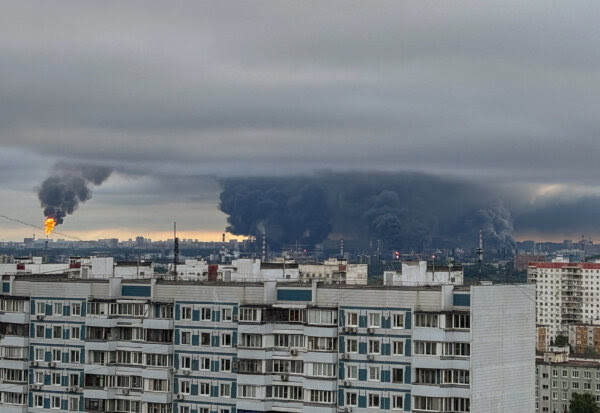 Zelensky/Nato attack a Russian oil refinery, shopping mall | Waikanae Watch
